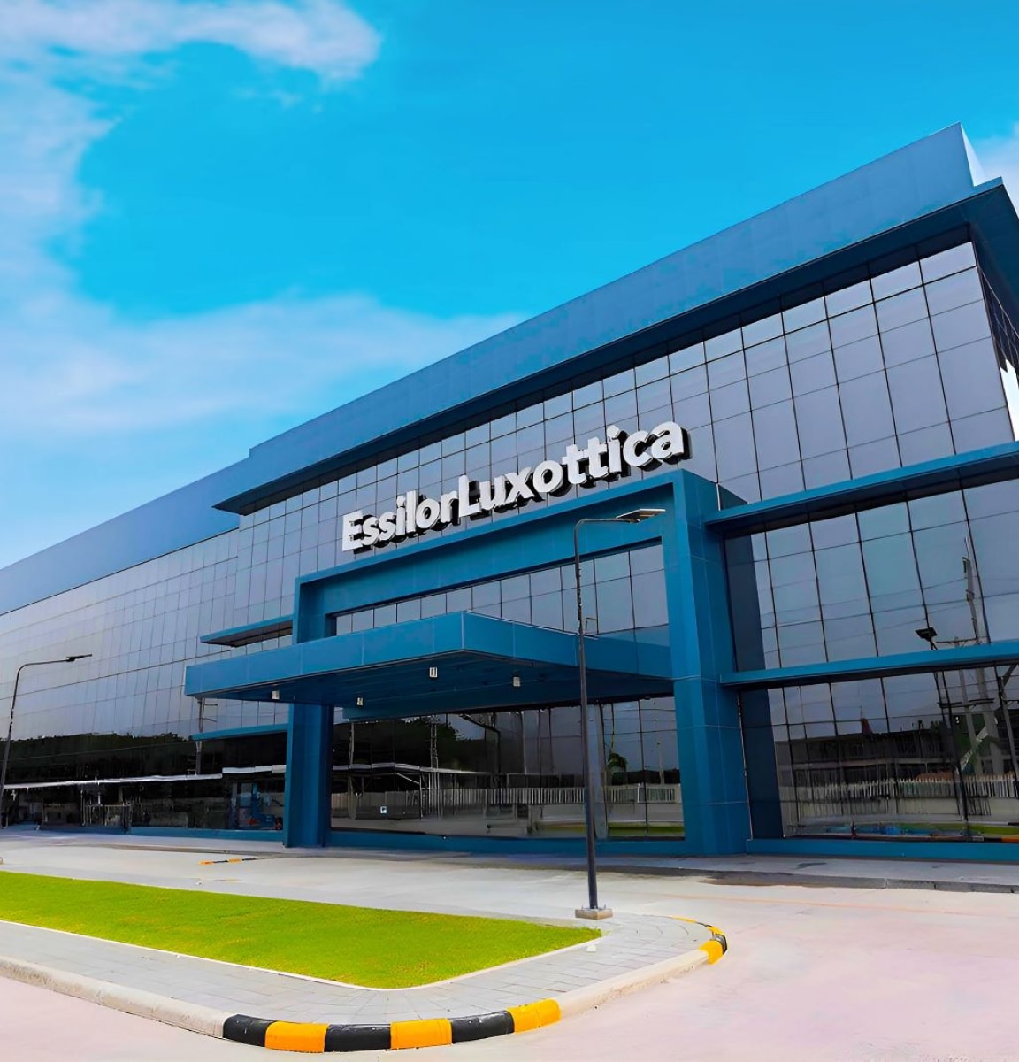 História | EssilorLuxottica